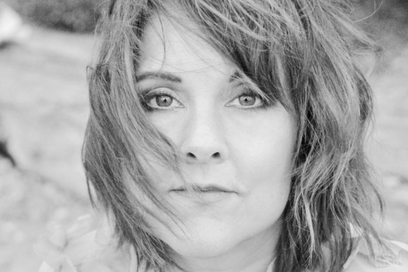 Kristin Chambers - LoudSwell