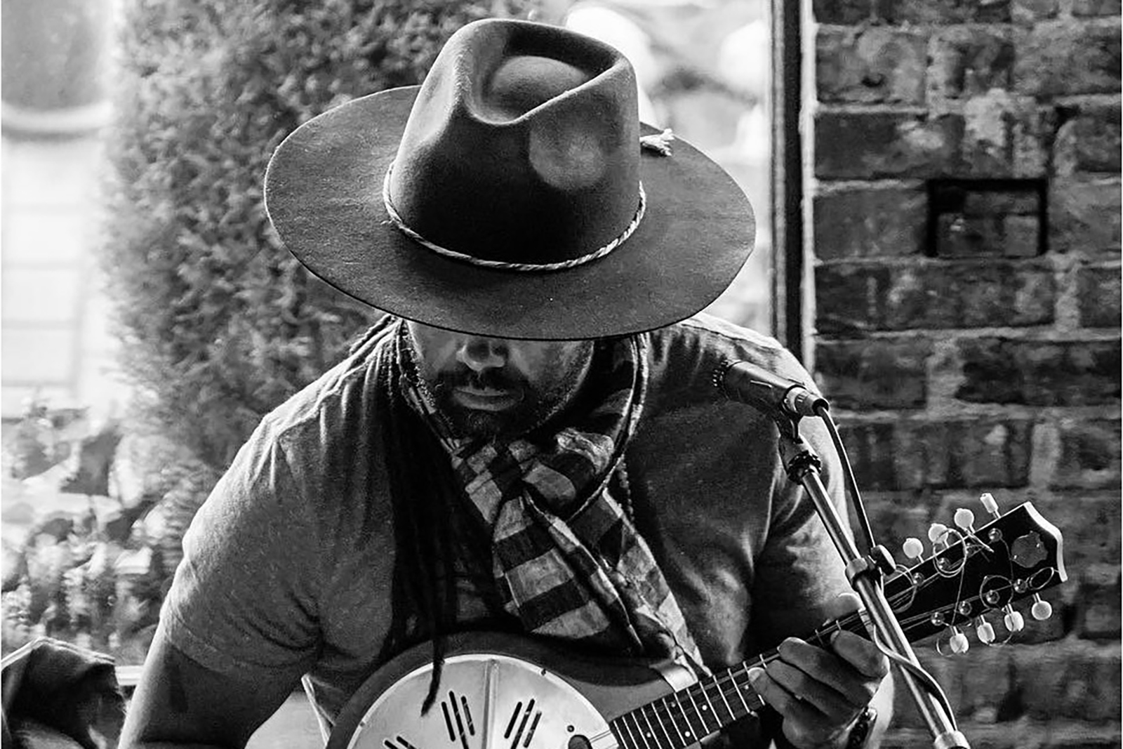 Benjamin Hunter - LoudSwell