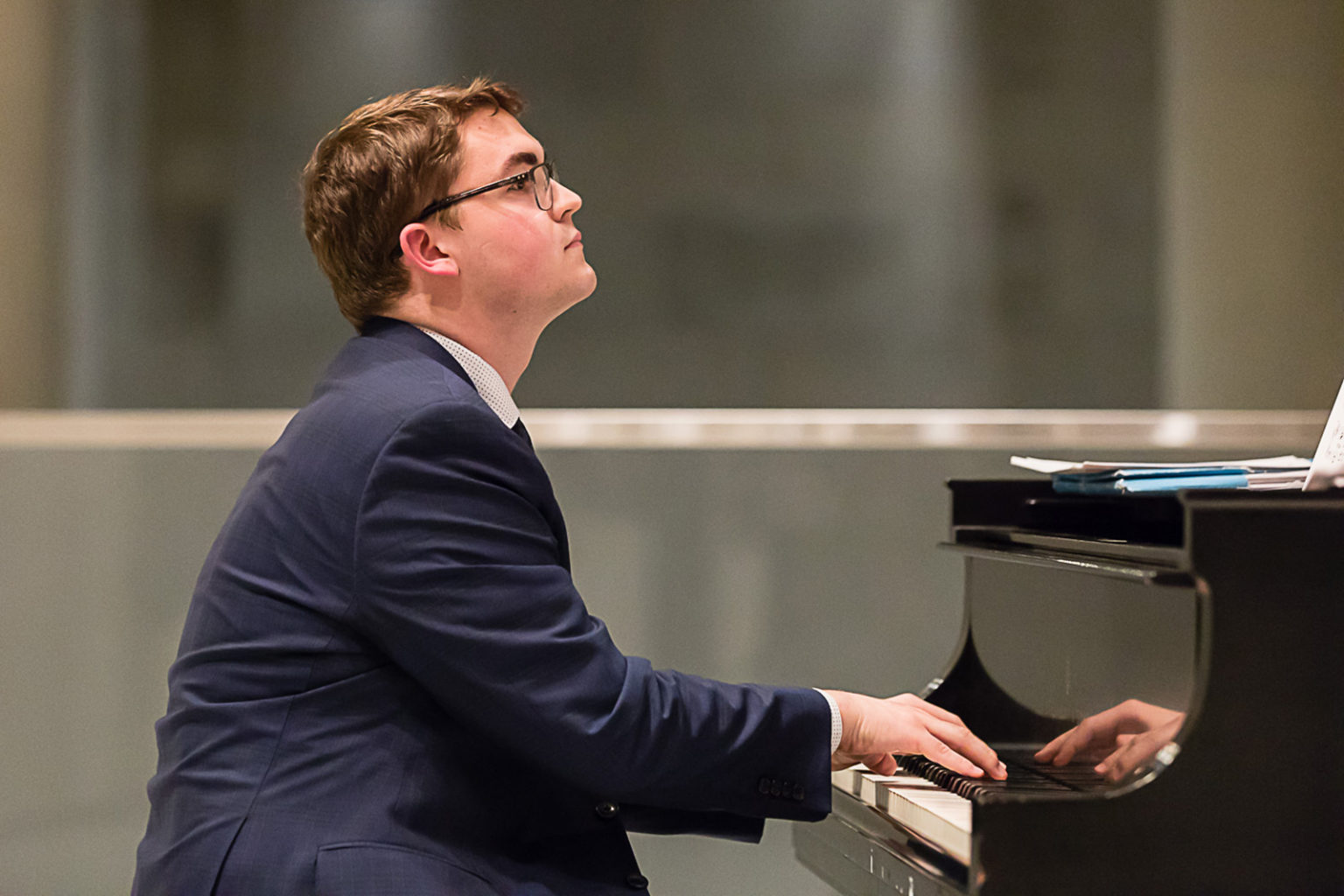 Dylan Hayes - LoudSwell